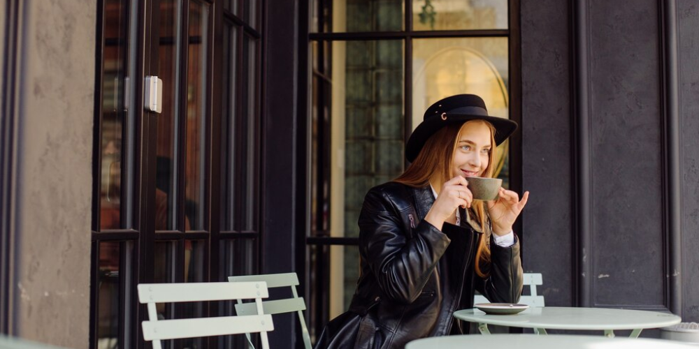 The Surprising Benefits of Going to a Restaurant Alone – DirectSharing